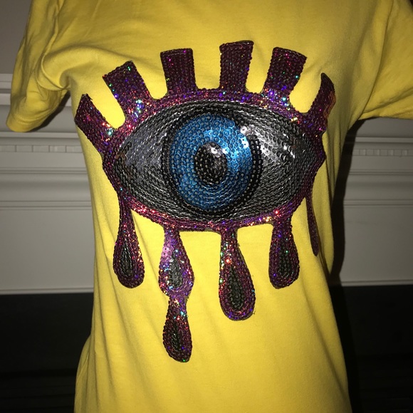 Fabulouslt Fitted | Tops | Yellow Talisman Eye Short Sleeve Graphic ...